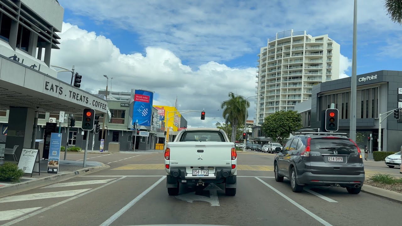 Scenic Drive Around The Seaside Suburb of Pallarenda And Journey Back ...