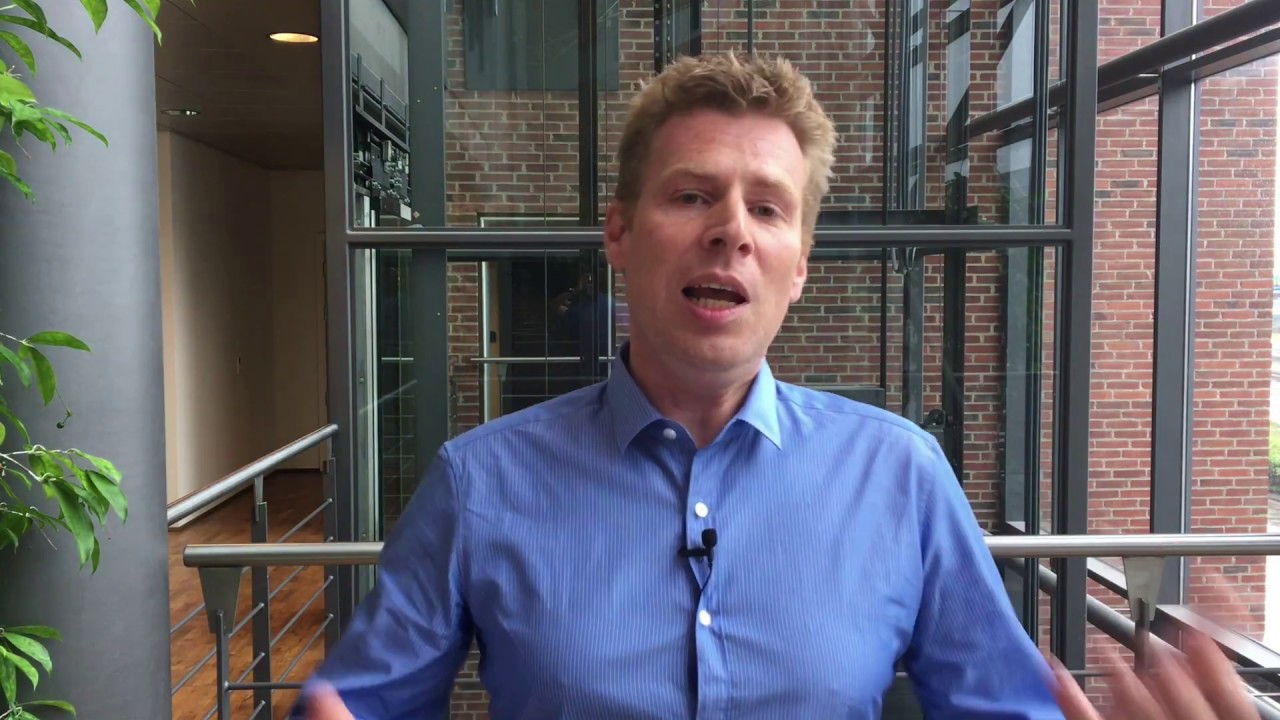 Thomas Bolander, keynotespeaker på Internetdagen 2017 - YouTube