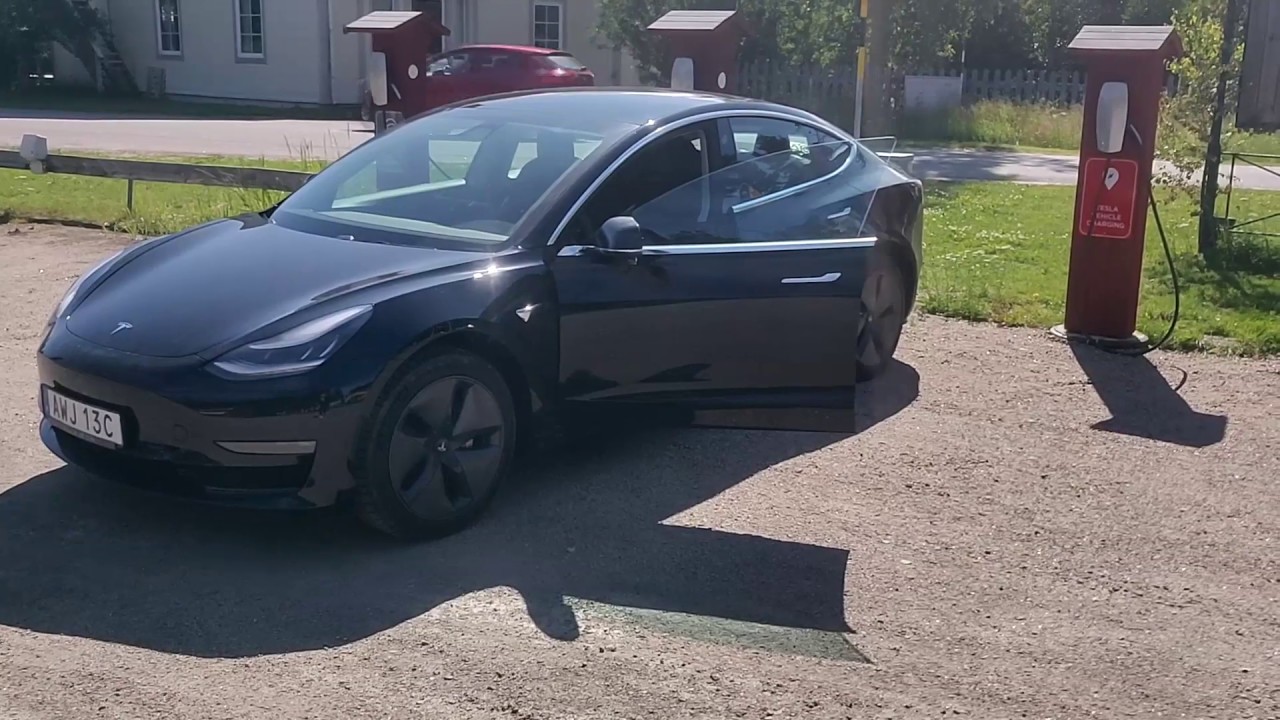 Tesla Model 3 Standard Plus Capacity (kWh) test - YouTube