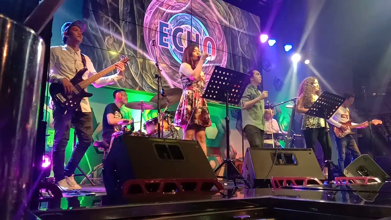 SAILING by echo band Piano in the dark by brenda russell and all behind ...