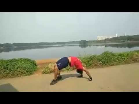 Backbend walk - YouTube