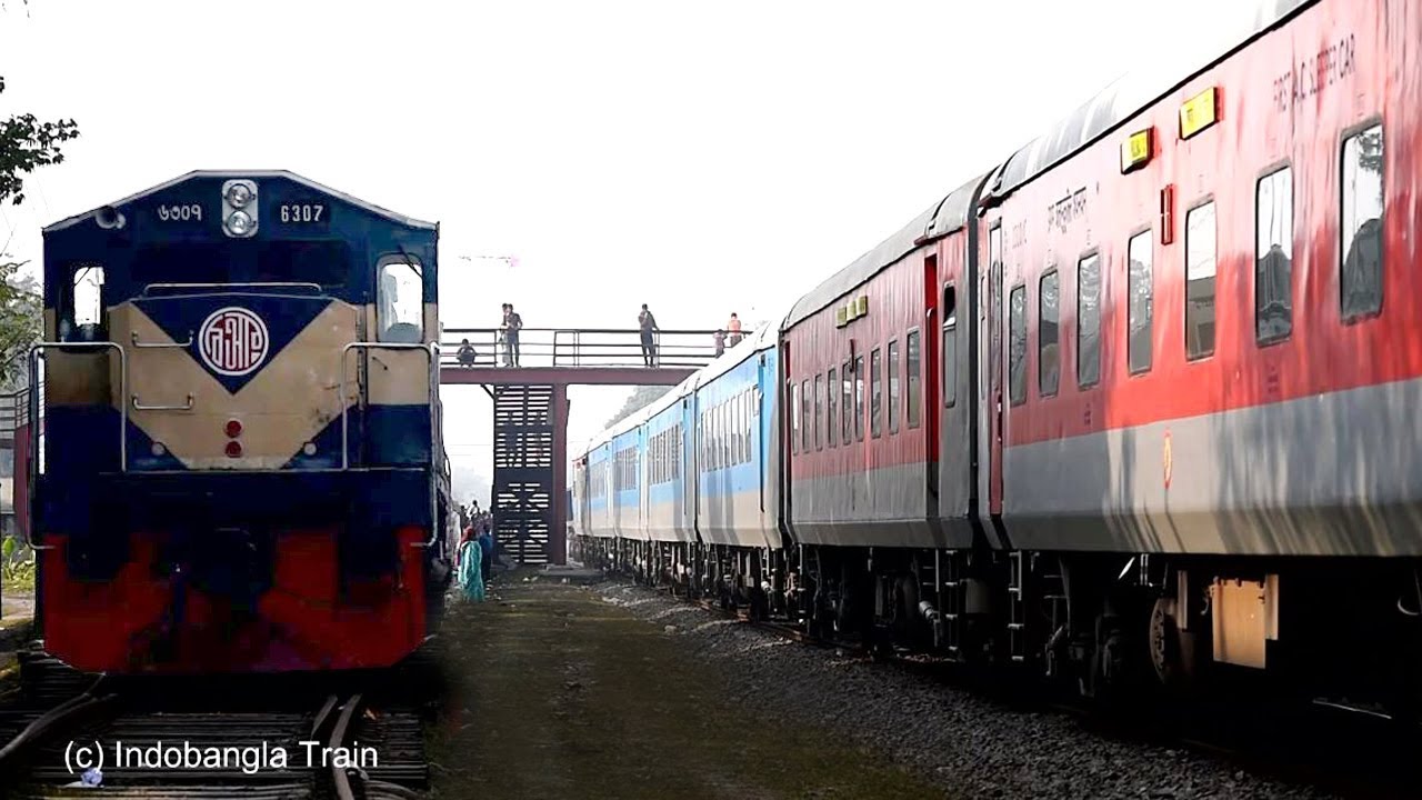 Bandhan Express Train is Departing Jessore Junction, Bangladesh - YouTube