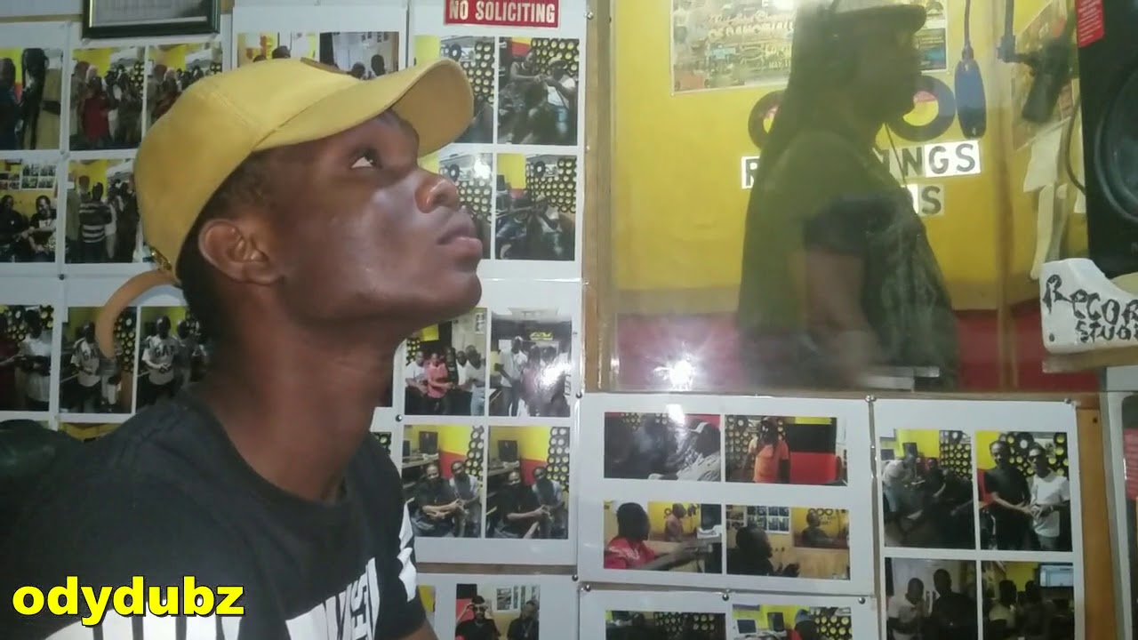 Anthony Red Rose - Tempo - YouTube