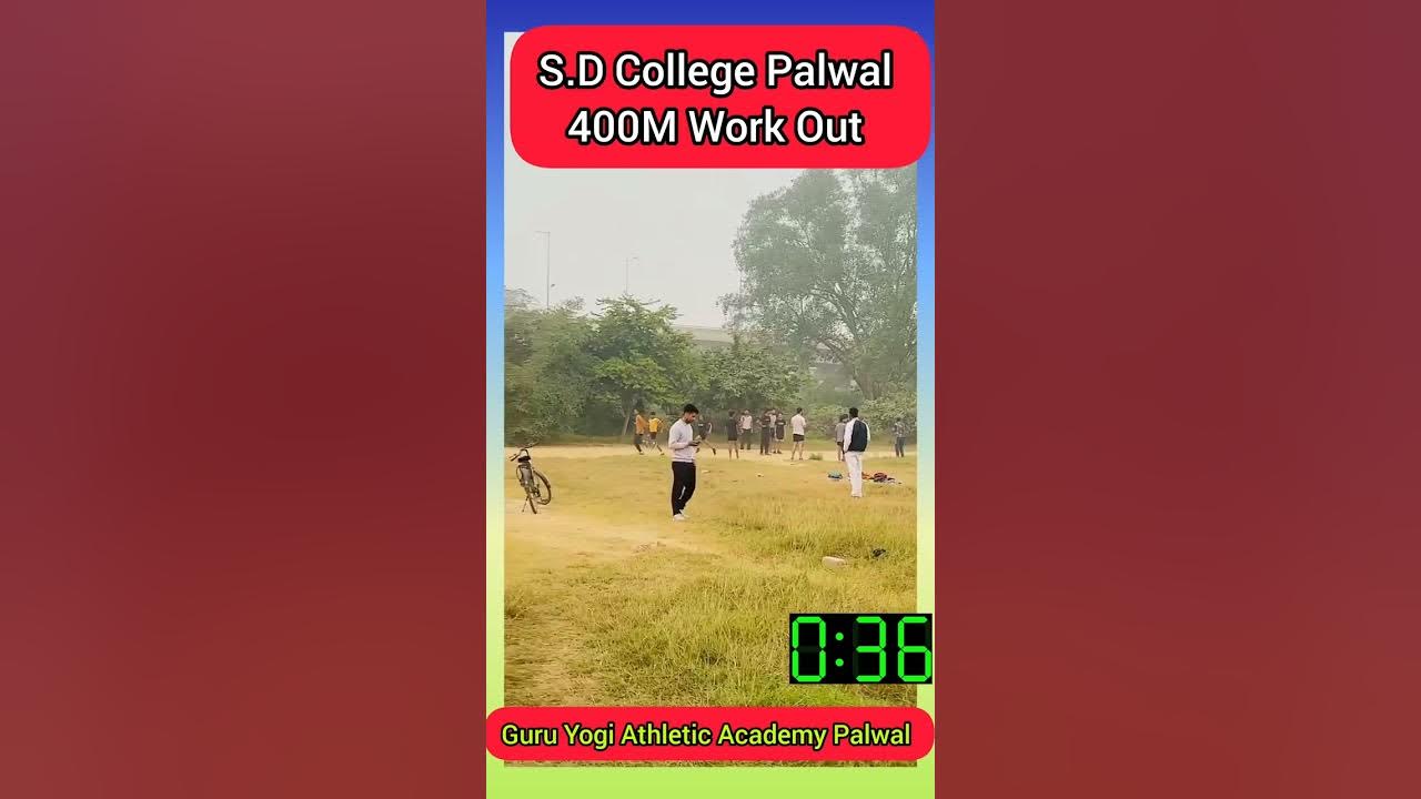 400M Boys Vs Girls - YouTube