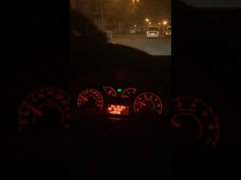 Sokak arası araba snep