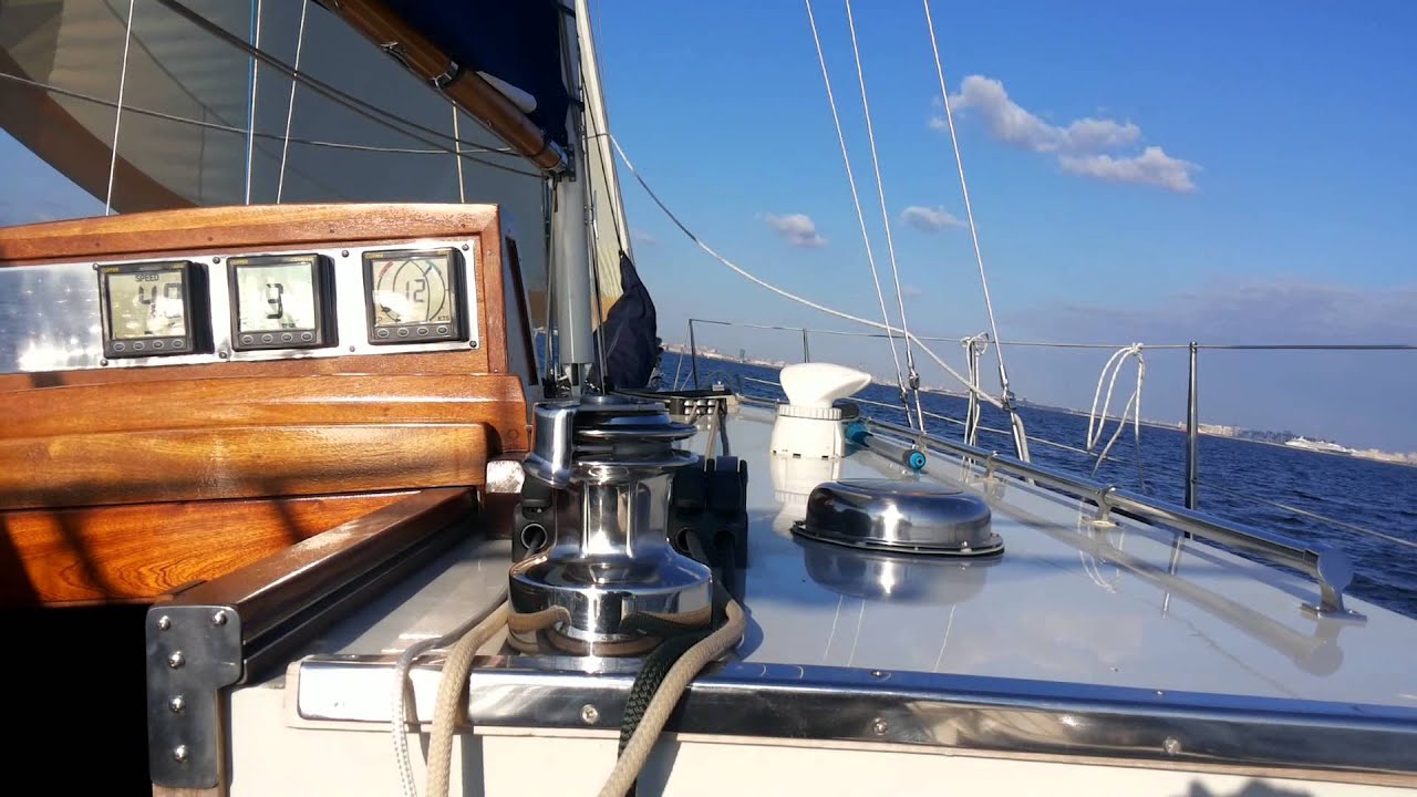 Gaff rigged cutter "Nevesta" - YouTube