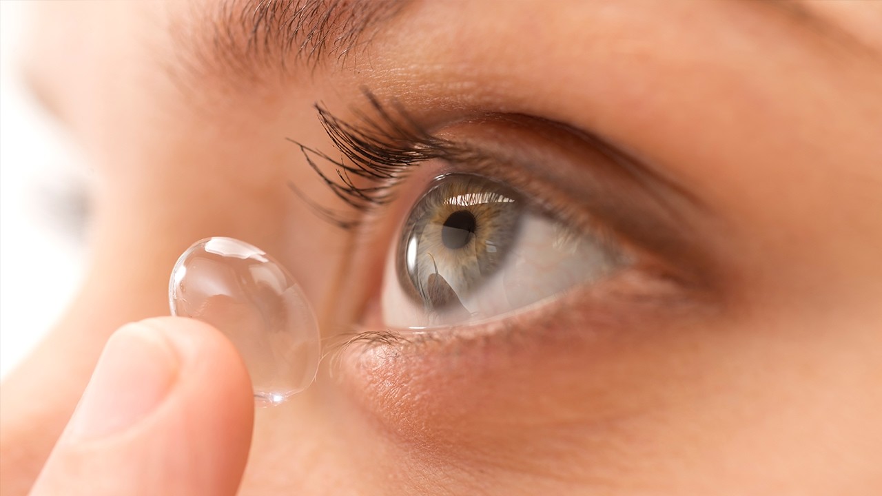 Contact Lenses: Safe Use of Hydrogen Peroxide Solution - YouTube