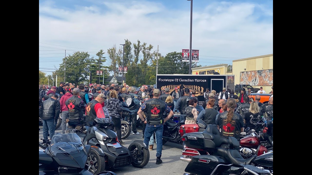 Perth's Honour Our Veterans Banner Program Motorcycle Parade. - YouTube