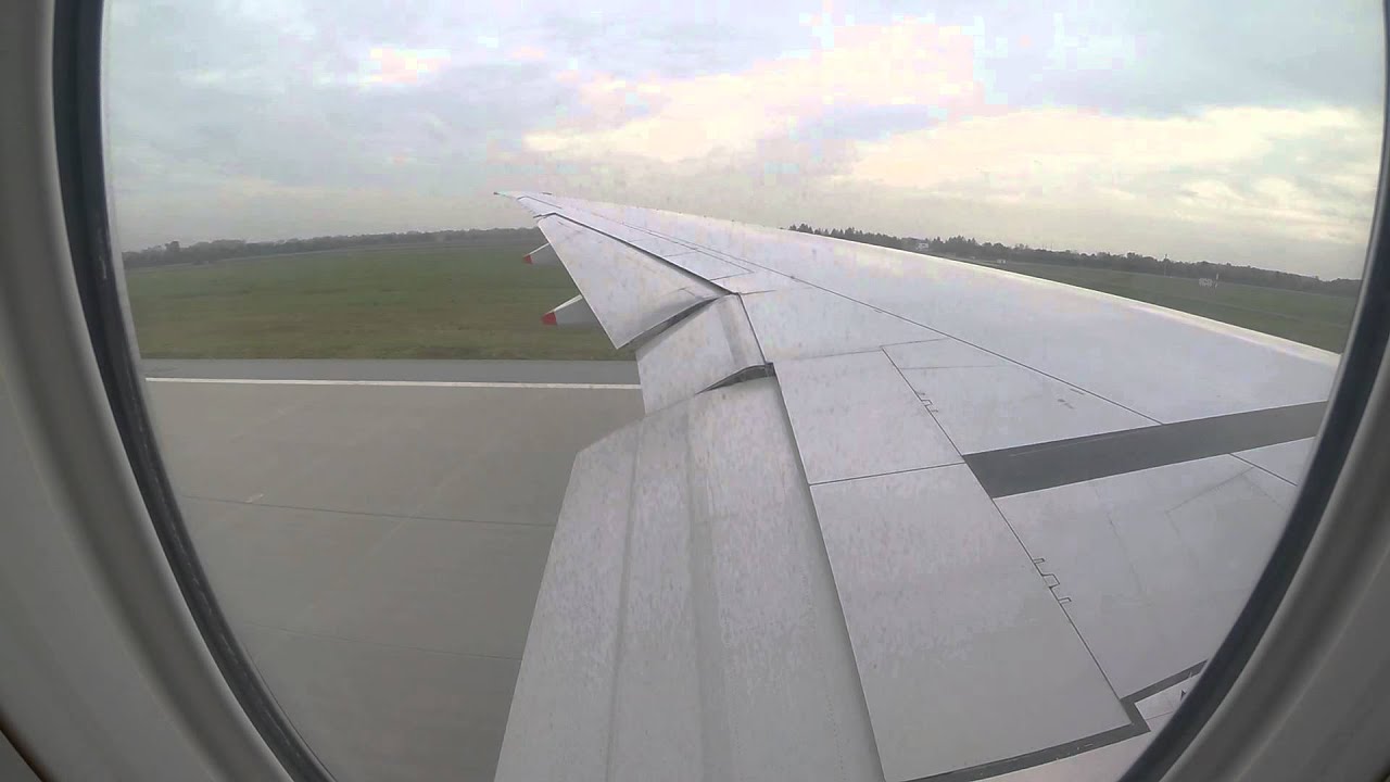 Singapore Airlines B777-300ER SQ327 Takeoff from Munich Rwy 26L - YouTube