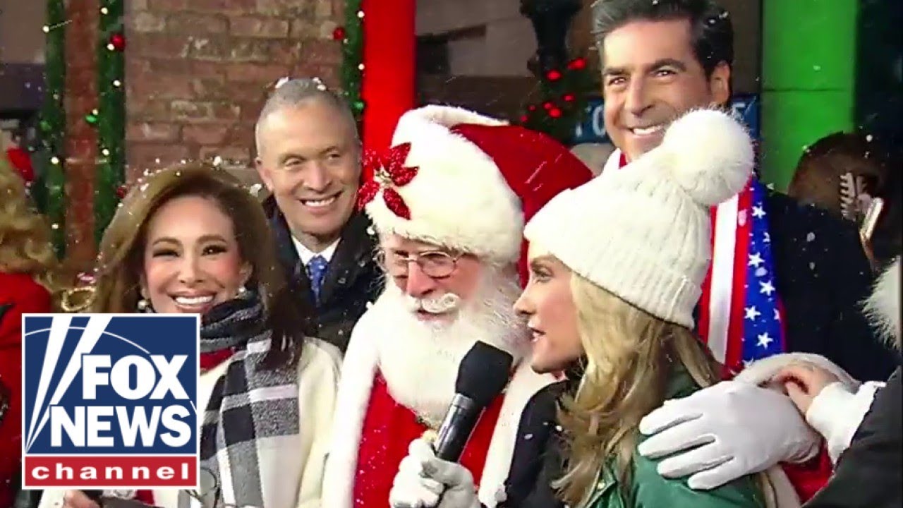 ‘The Five’ kicks off the 2023 Christmas season - YouTube