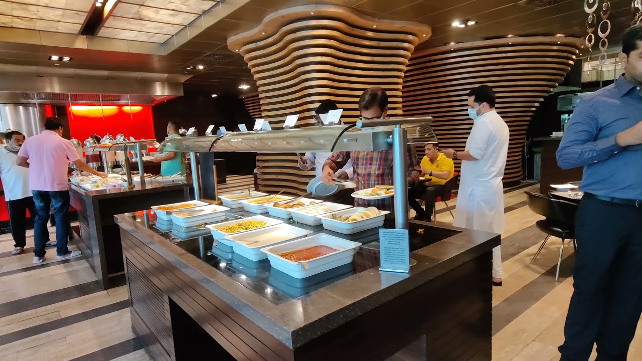 Breakfast at Le Meridian Delhi on Company Expenses | #Motivation - YouTube