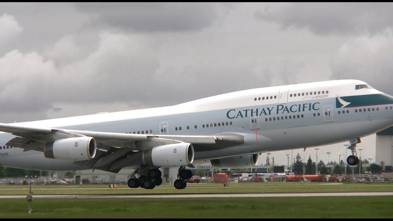 2 Cathay Pacific 747's + 2 Thomas Cook A330's landing at YVR. - YouTube