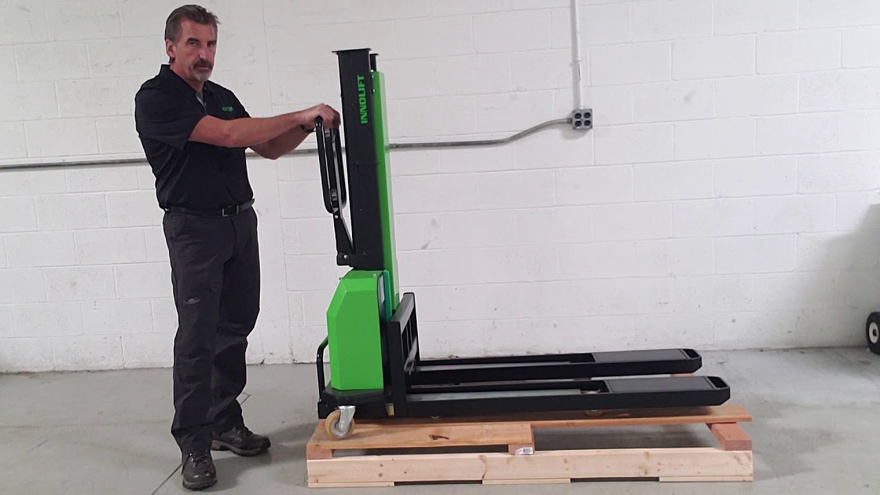 InnoLIFT Training - How to unload InnoLIFT from shipped pallet - YouTube