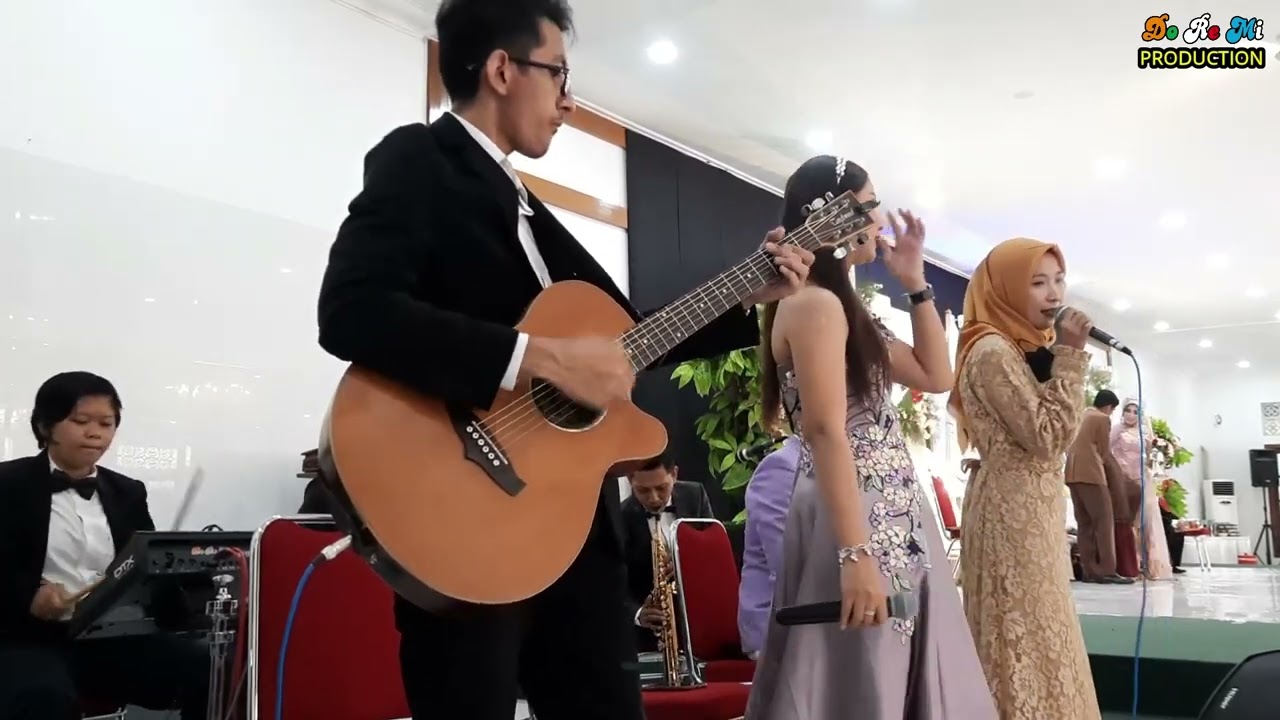 CINTAKU - Chrisye (Cover Band Wedding) - YouTube Music