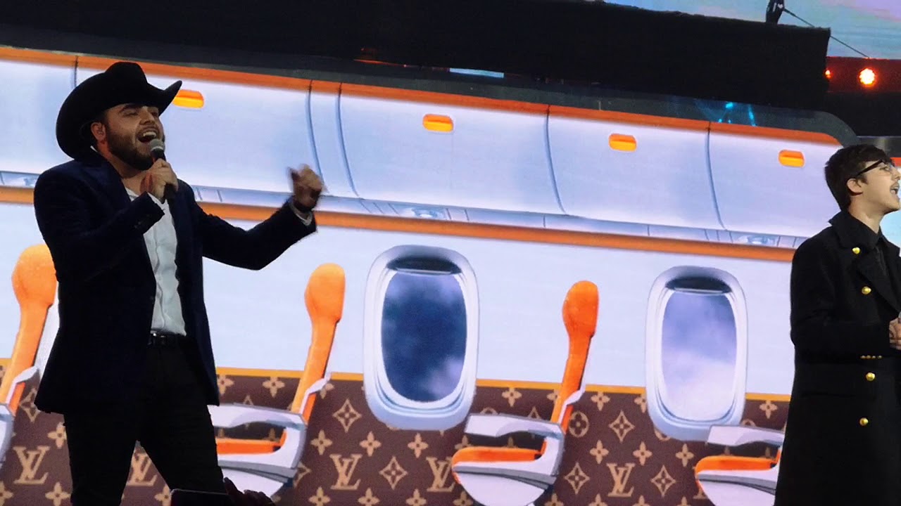 t3r elemento y gerardo ortiz en premios de la radio /956 - YouTube