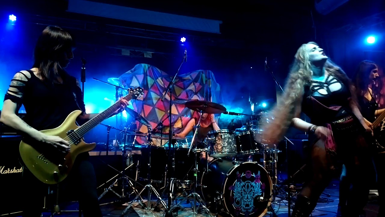 Wicked Asylum - Choke and die [live] - YouTube