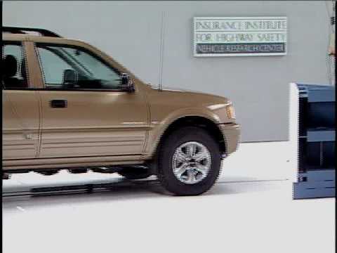 Crash Test 2001 Isuzu Rodeo ( 5 M.P.H) Front into Angled Barrier IIHS ...