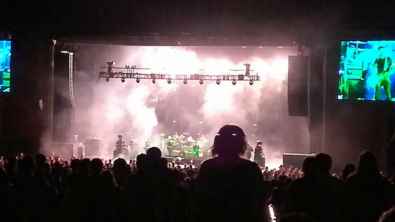 Dramamine - Modest Mouse (Live @ Starlight Theater 05-11-18) - YouTube