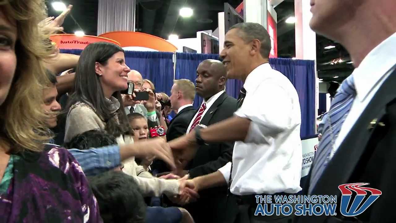 President Obama greets visitors at The 2012 Washington Auto Show - YouTube