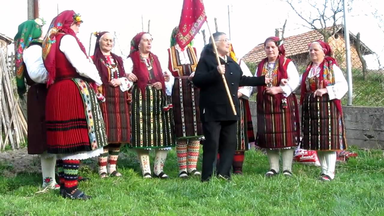 Voces búlgaras de Dobrasko - YouTube