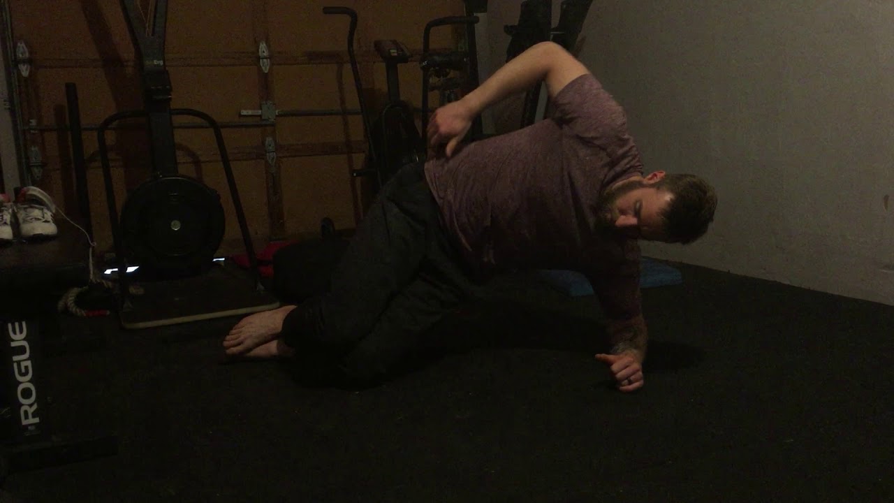 Hooklying Side Plank - YouTube