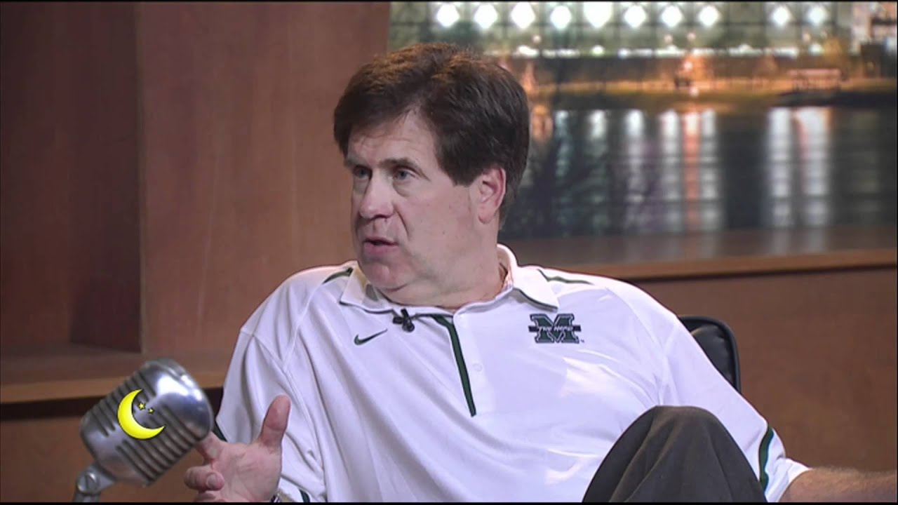 Mike Hamrick Swings By The Up Late Set - YouTube