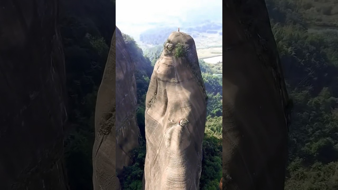 dangerous rock climbing.... scary while seeing this amazing video ...