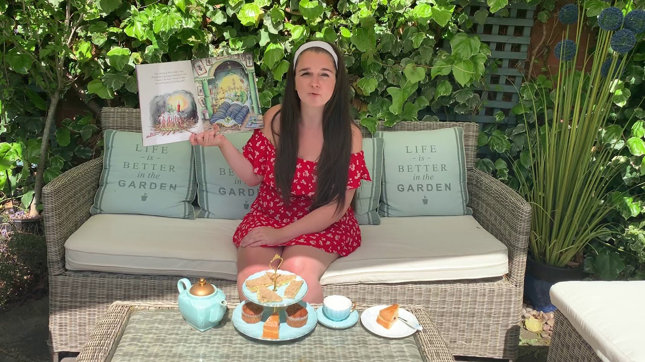 Miss Upton reads ‘Rascally cake’ - YouTube