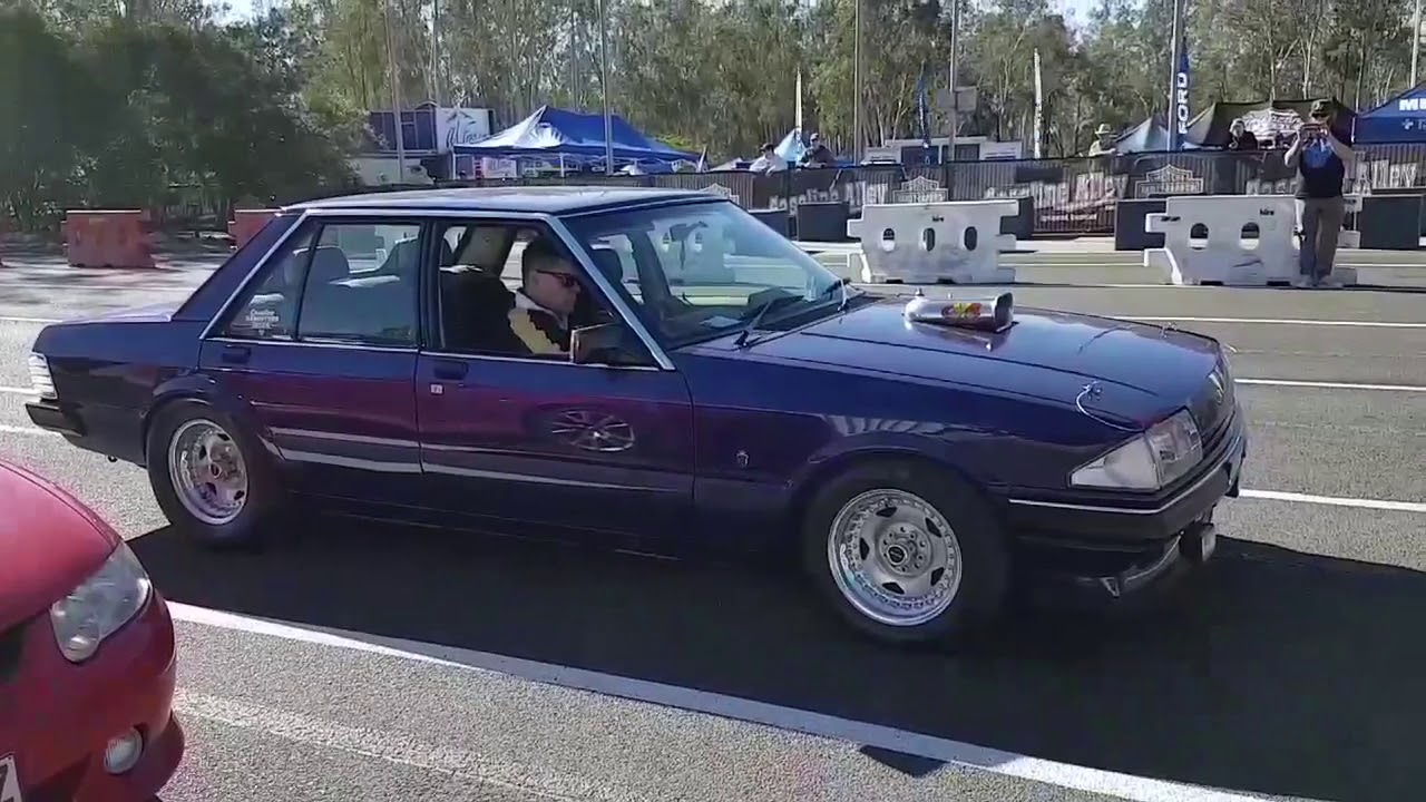 Xe fairmont ghia 393 windsor - YouTube