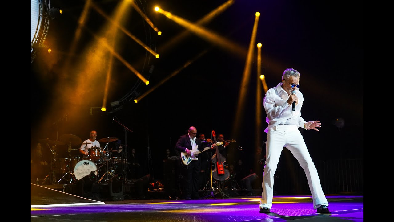 Wilkins en su concierto en el Coliseo de Puerto Rico 2024 - YouTube