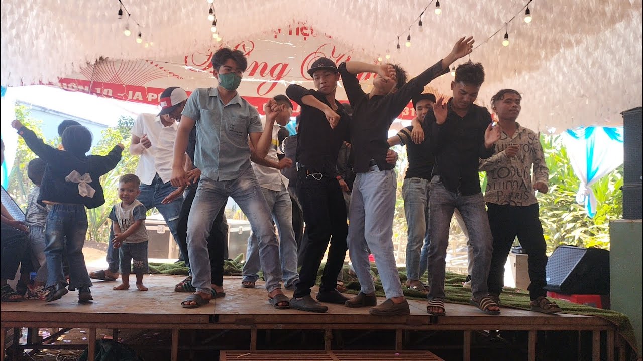 nhảy đám cưới cực hay 81 😛 - YouTube