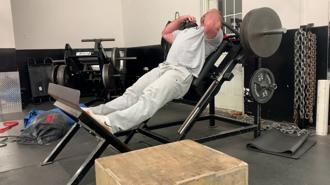 Hack Squat- Widowmaker - YouTube
