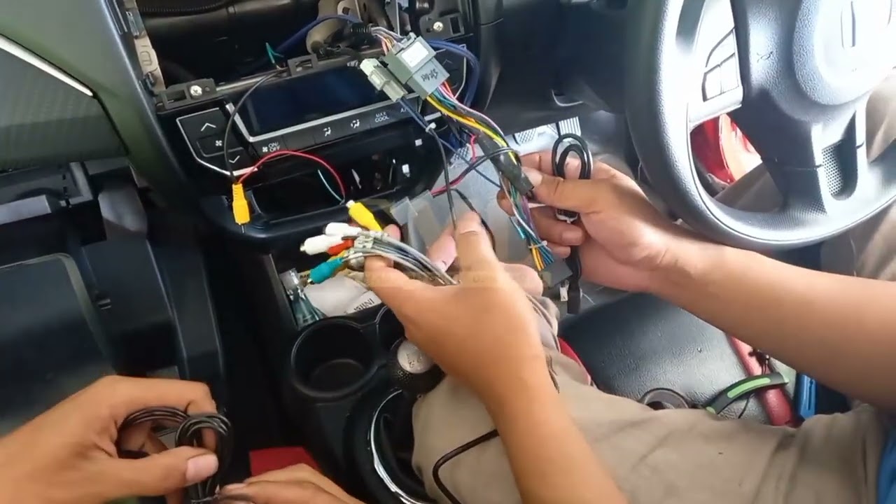 Tutorial kelebihan UPGRADE HEAD UNIT DOUBLE DIN HONDA BRIO 9 inch ...