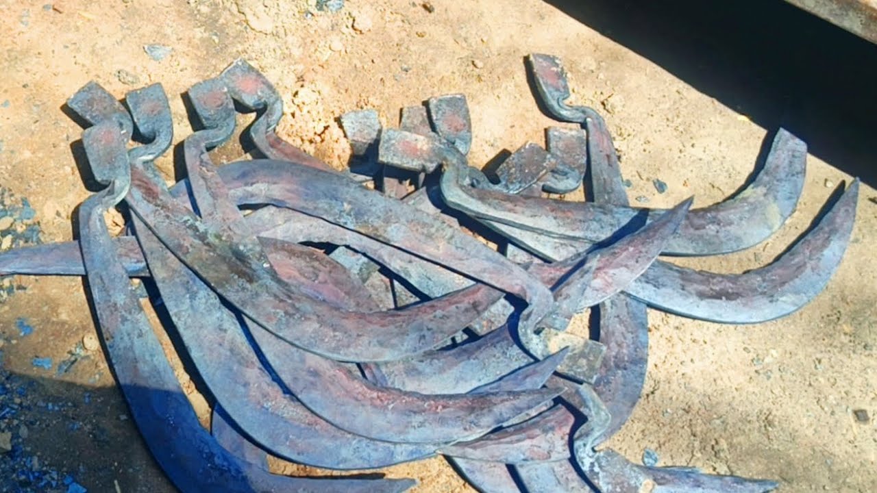 How to make a sickle in blacksmith tool|| sickle making in blacksmith ...