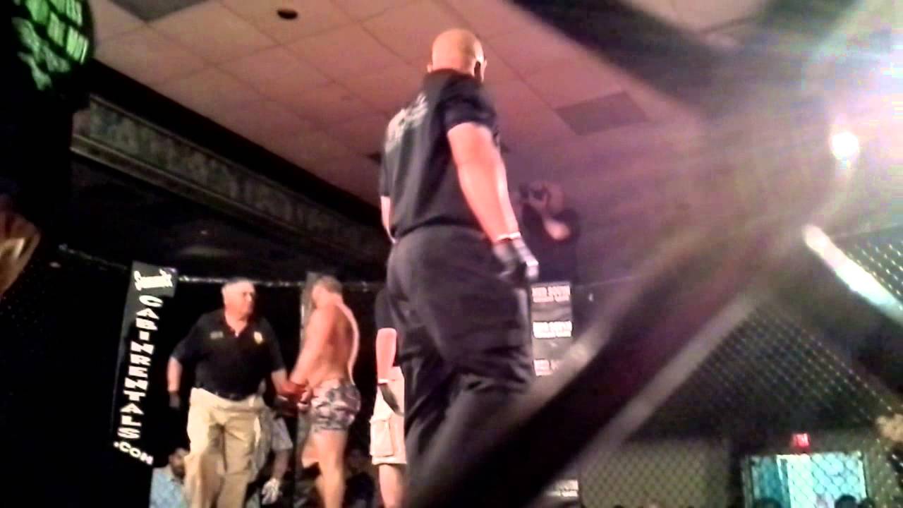 Wesley Sullivan vs Devan Plaisance - YouTube