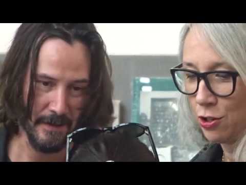 Keanu REEVES and Alexandra Grant @ Grand palais to Paris - signing ...