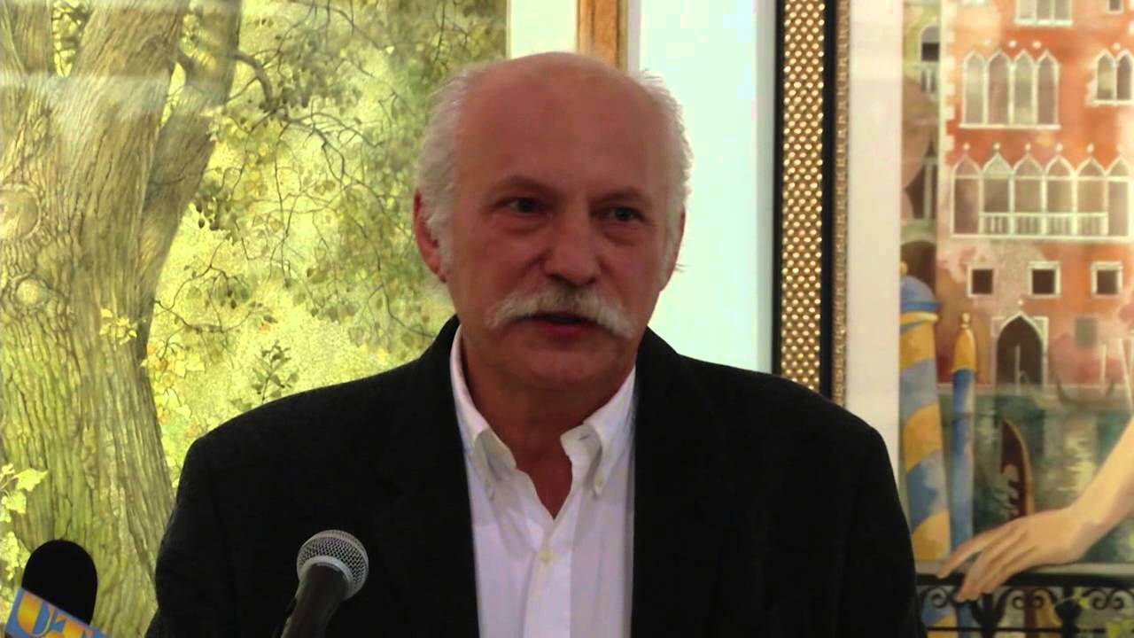 Art Exhibit by Alexander Tkachenko in UNM - YouTube