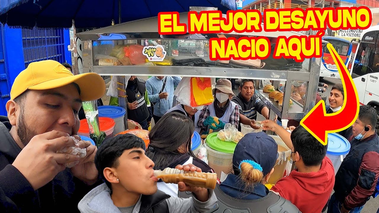 DESAYUNO EN CARRETILLA a S/1.00 SOL | COMIDA CALLEJERA en el CENTRO DE ...