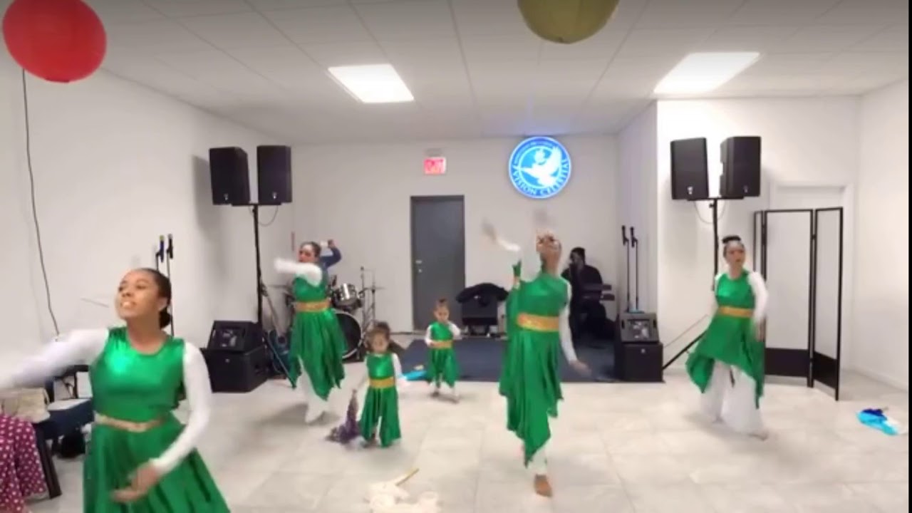 WAY MAKER DANCE - YouTube