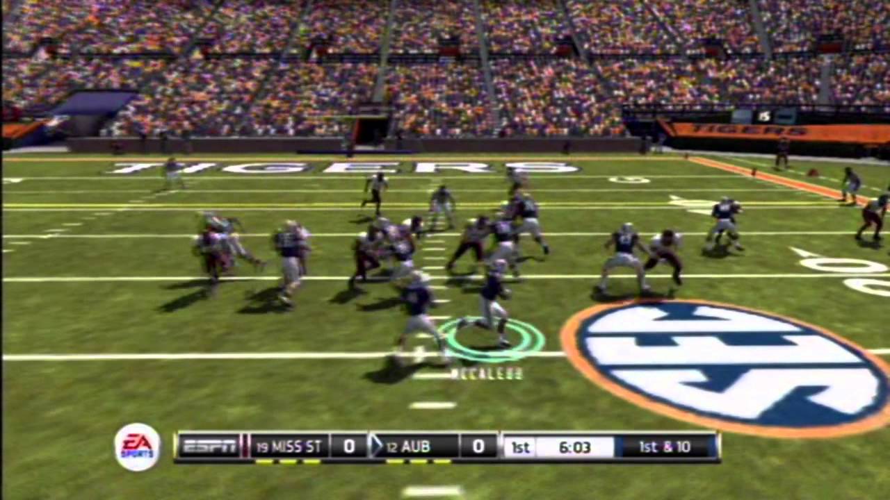 NCAA 12 Jet Sweep QB Screen Glitch - YouTube
