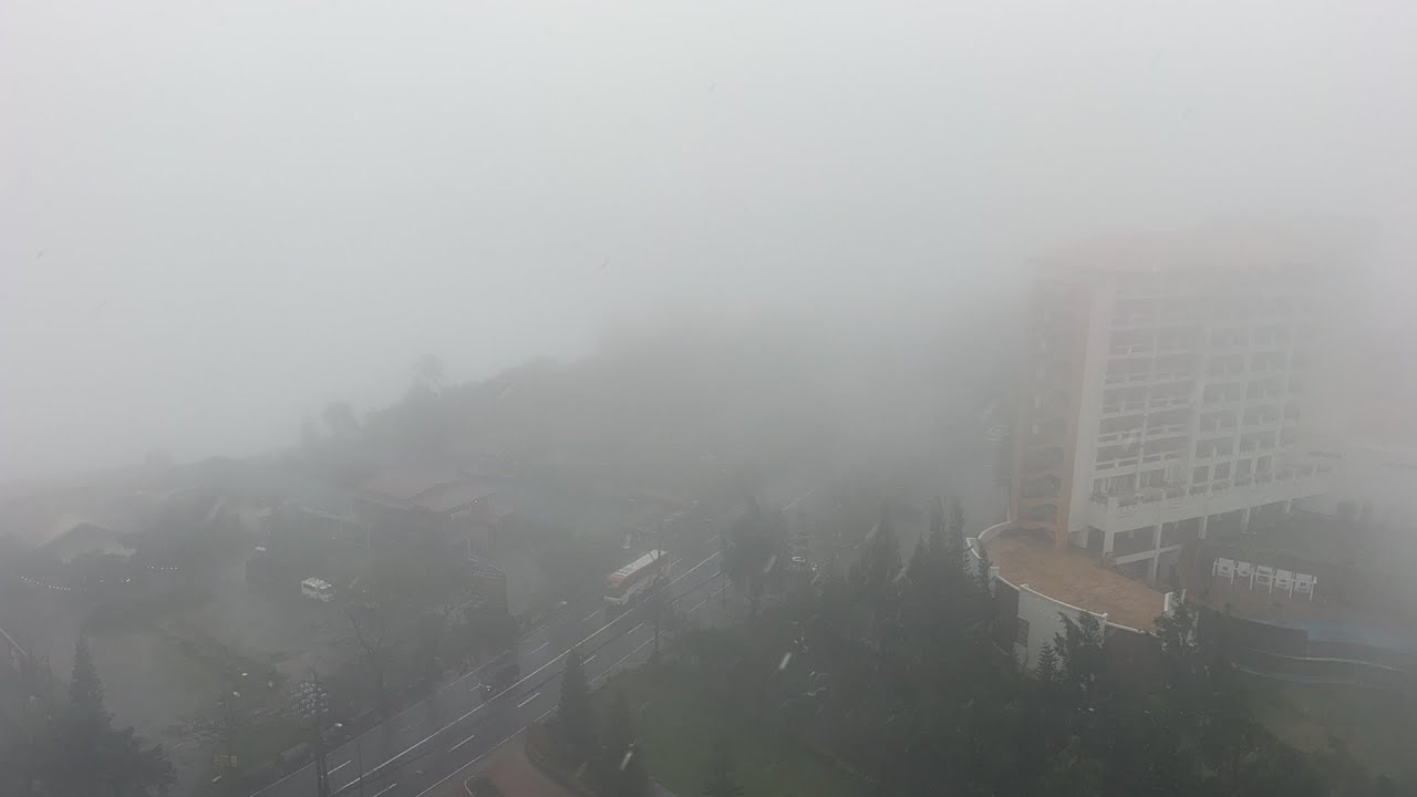 PaengPH strong winds, Heavy Rain . Signal # 3 tagaytay City - YouTube