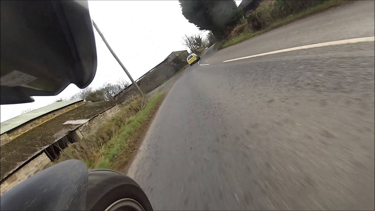 Overtaking a Police car - 3 stage overtake BMW R1200GS GoPro hero 3 ...