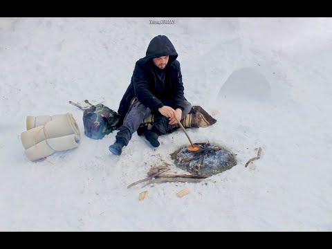 Kamp ateşinde sıcak tarhana çorbası.Kangal,çoban köpeği, pitbul,kurt, mavi rus,russian blue