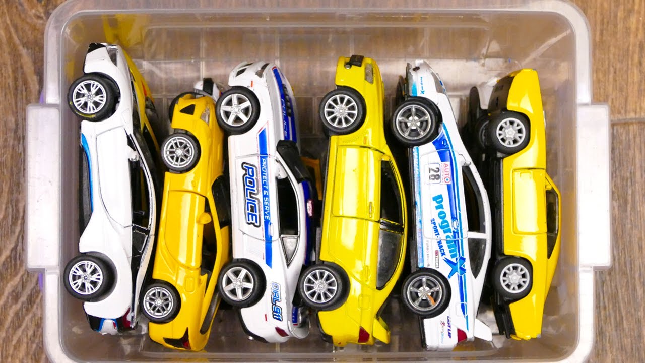 Hot Diecast Luxury Model Cars WHITE and YELLOW of A FULL Box - YouTube