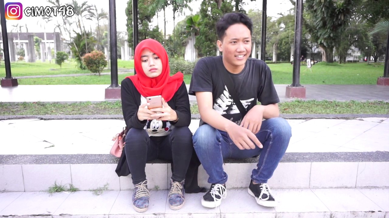 Kentut [Tipe Kentut Pas Baru Baru Jadian vs Udah Lama Pacaran] - YouTube