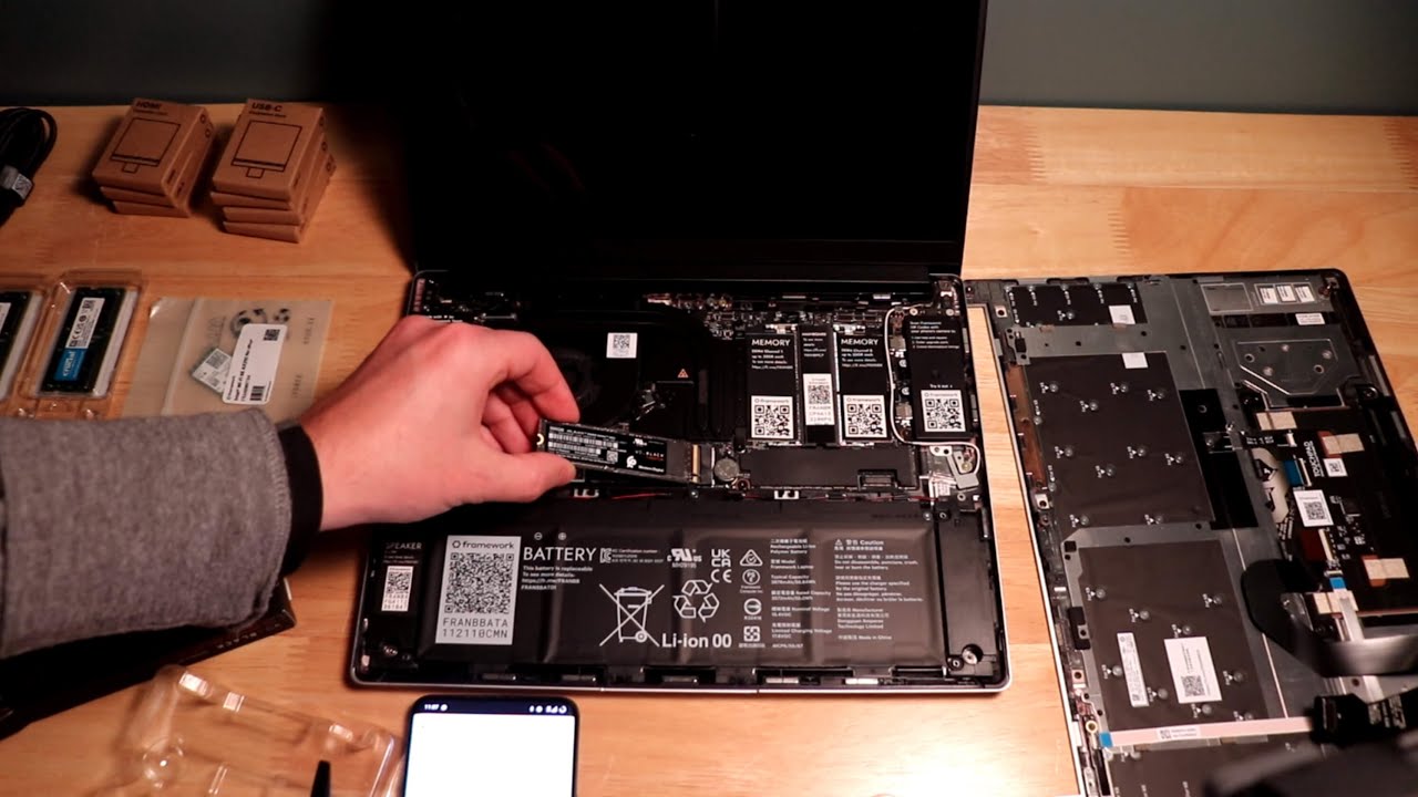 Framework 13 DIY Edition: Laptop unboxing, Assembly & First Impressions ...