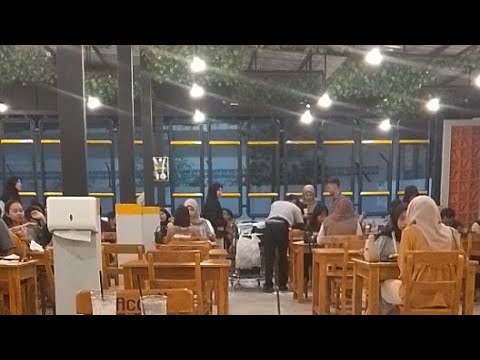 mie gacoan yang lagi viral diblora #miegacoan #blora #viral - YouTube