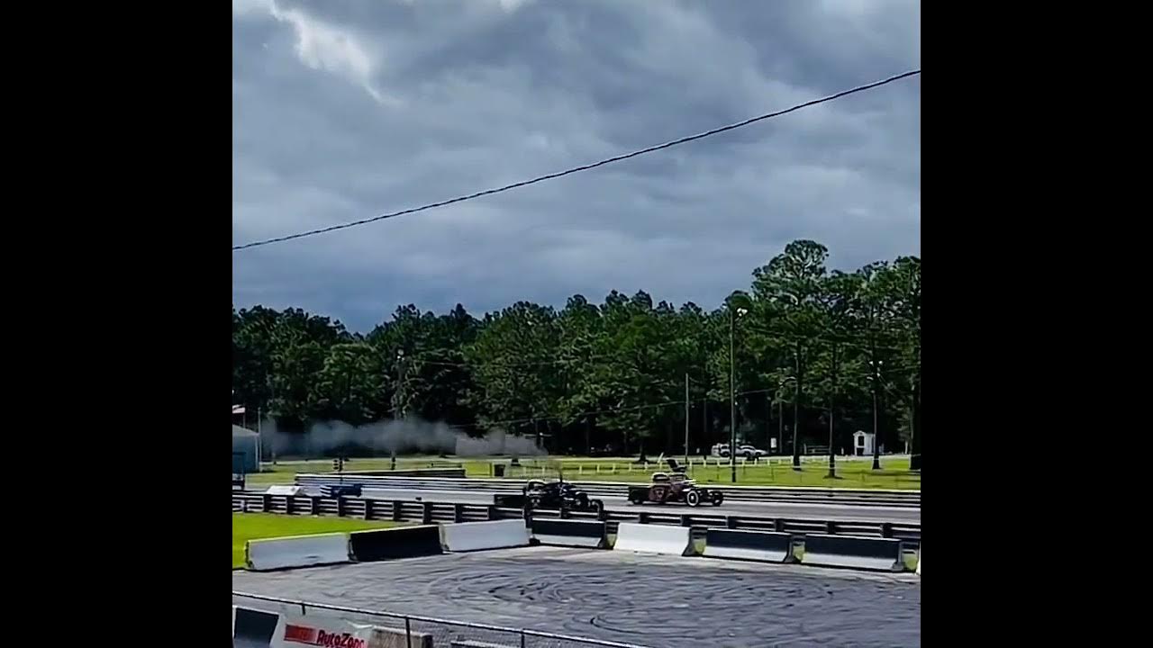 Rat Rod drag race Gulfport dragway cummins vs ford big block - YouTube