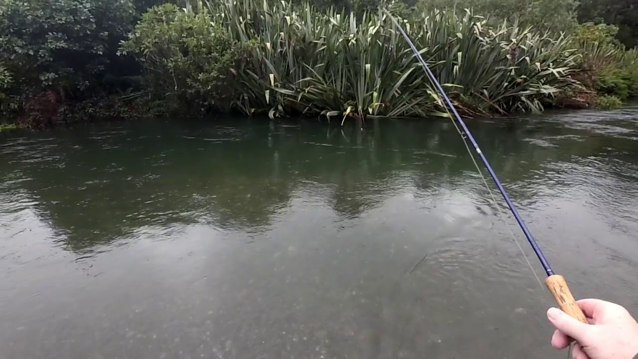 How to Roll Cast - YouTube