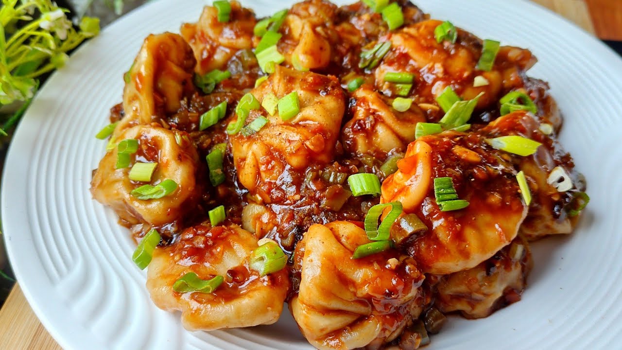 वेज मंचूरियन मोमोज- Momos with Gravy | Steamed Veg Momos | How To Make ...